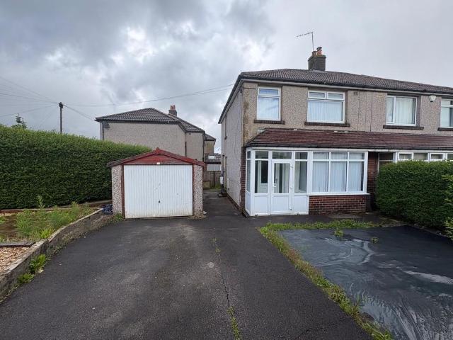 3 bedroom semi detached house to rent