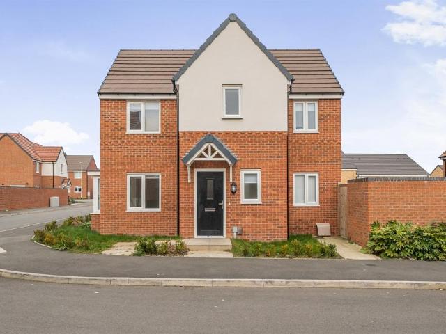 3 bedroom semi detached house to rent