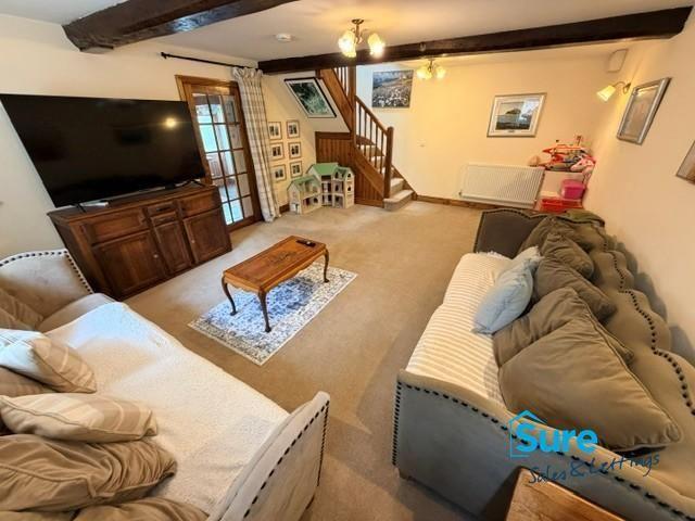 3 bedroom semi detached house to rent