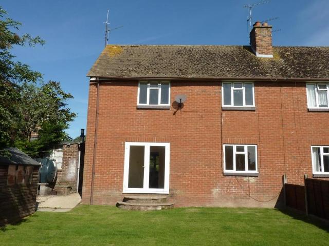 3 bedroom semi detached house to rent