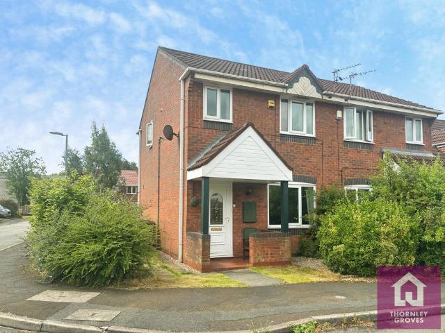 3 bedroom semi detached house to rent
