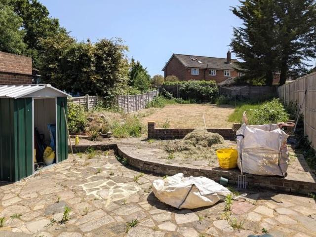 3 bedroom semi detached house to rent