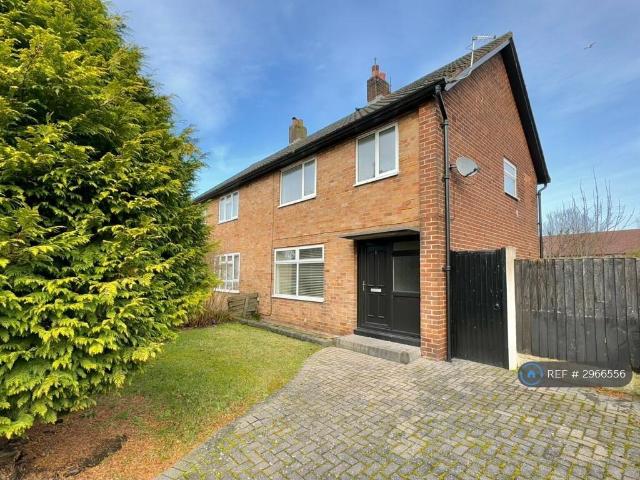 3 bedroom semi detached house to rent