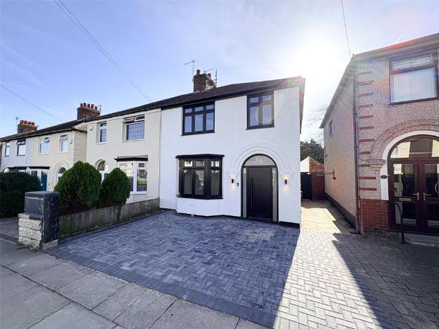 3 bedroom semi detached house to rent