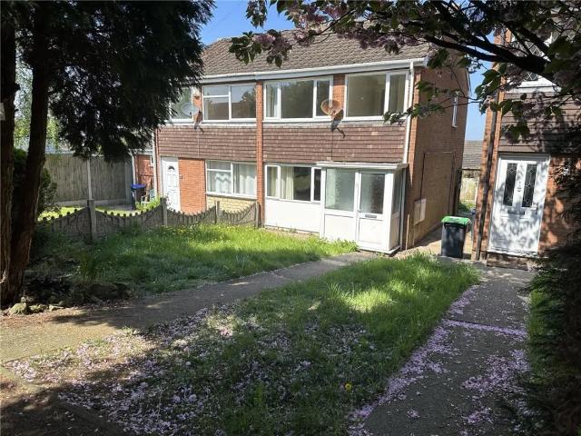 3 bedroom semi detached house to rent