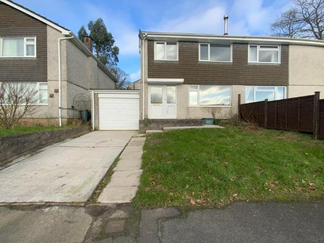 3 bedroom semi detached house to rent