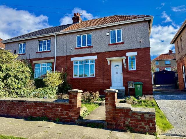 3 bedroom semi detached house to rent