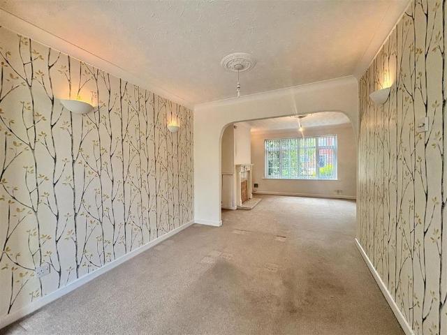 3 bedroom semi detached house to rent