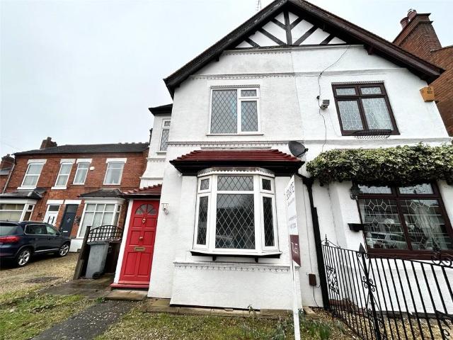 3 bedroom semi detached house to rent