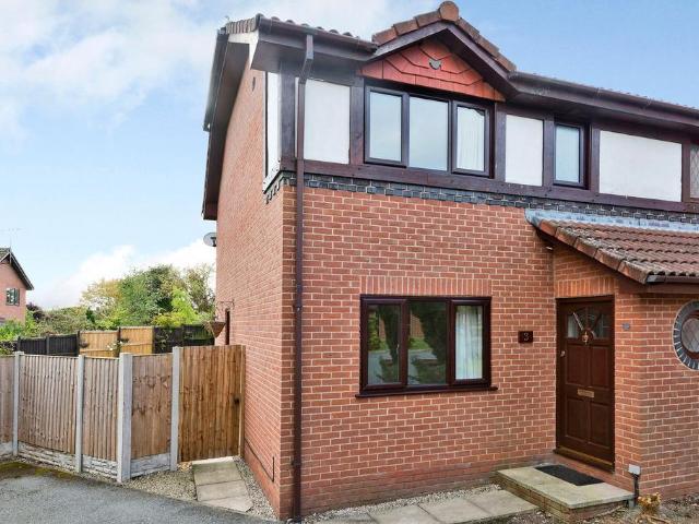 3 bedroom semi detached house to rent