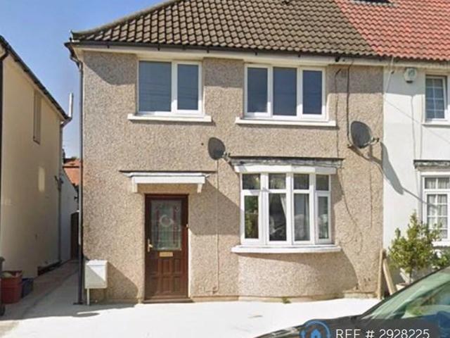 3 bedroom semi detached house to rent