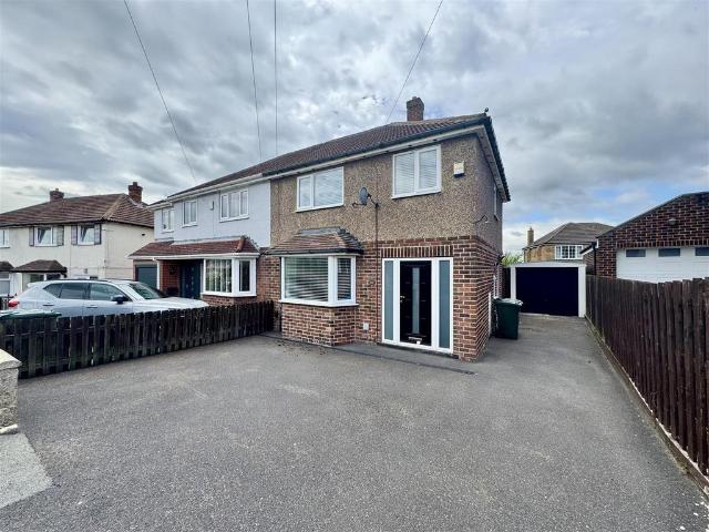 3 bedroom semi detached house to rent