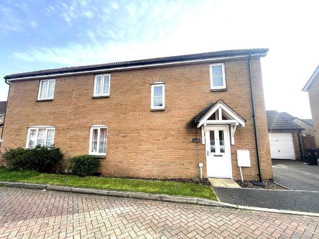 3 bedroom semi detached house to rent