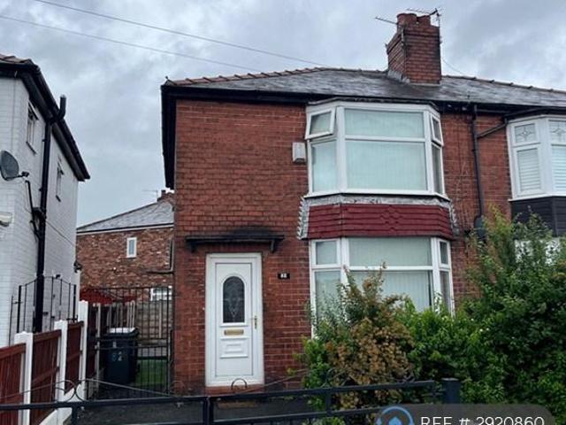 3 bedroom semi detached house to rent