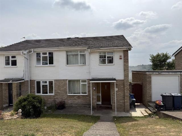 3 bedroom semi detached house to rent