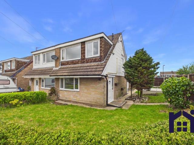 3 bedroom semi detached house to rent