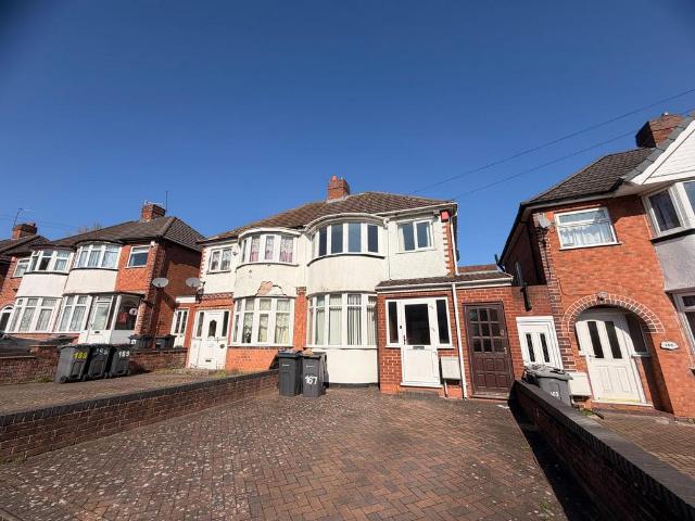 3 bedroom semi detached house to rent