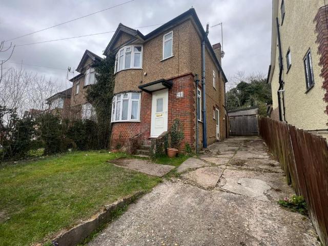 3 bedroom semi detached house to rent