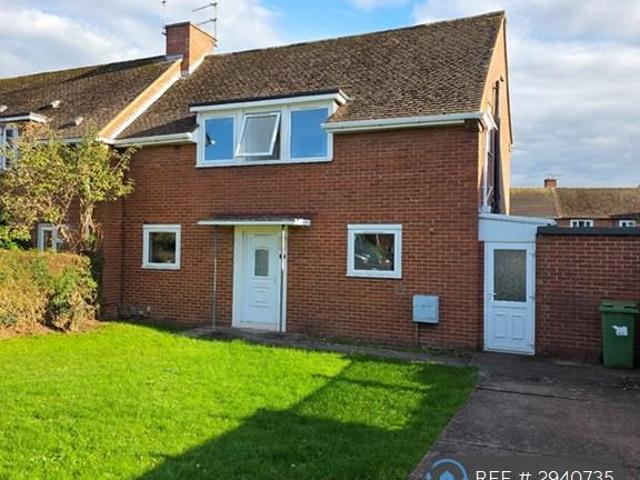 3 bedroom semi detached house to rent