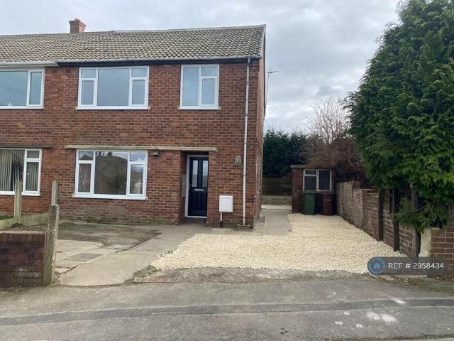 3 bedroom semi detached house to rent