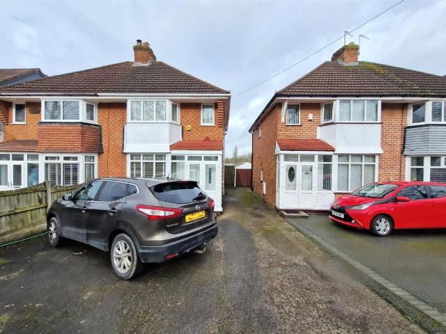 3 bedroom semi detached house to rent