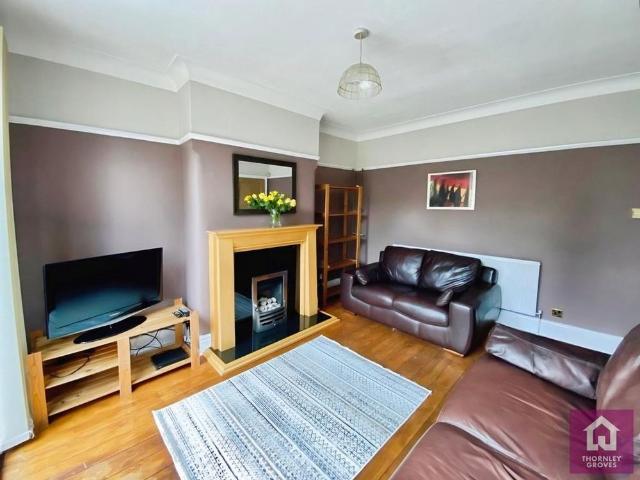 3 bedroom semi detached house to rent
