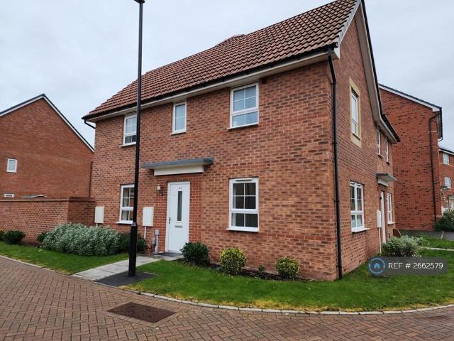 3 bedroom semi detached house to rent