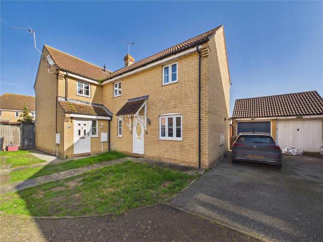 3 bedroom semi detached house to rent