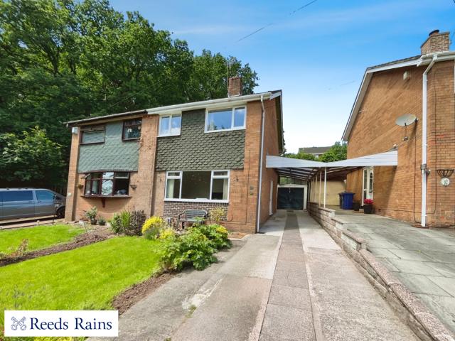 3 bedroom semi detached house to rent