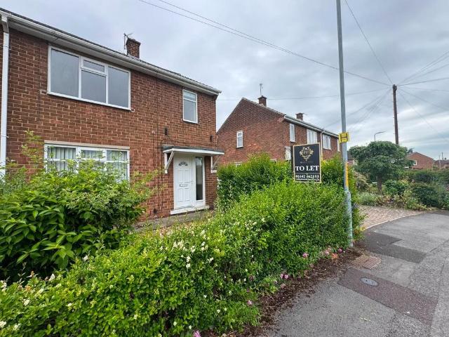 3 bedroom semi detached house to rent