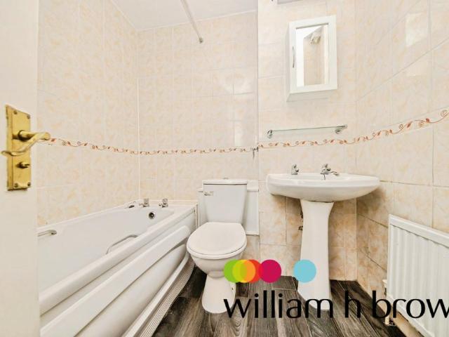 3 bedroom semi detached house to rent