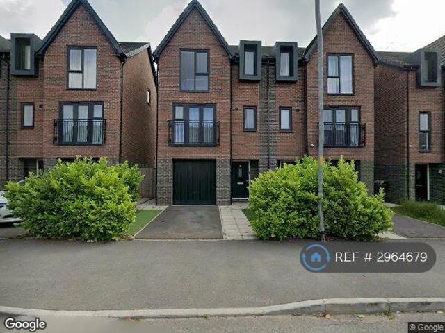 3 bedroom semi detached house to rent