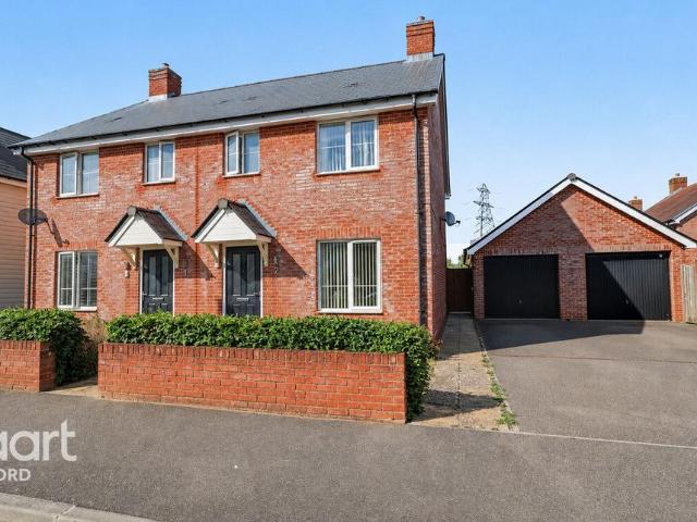 3 bedroom semi detached house to rent