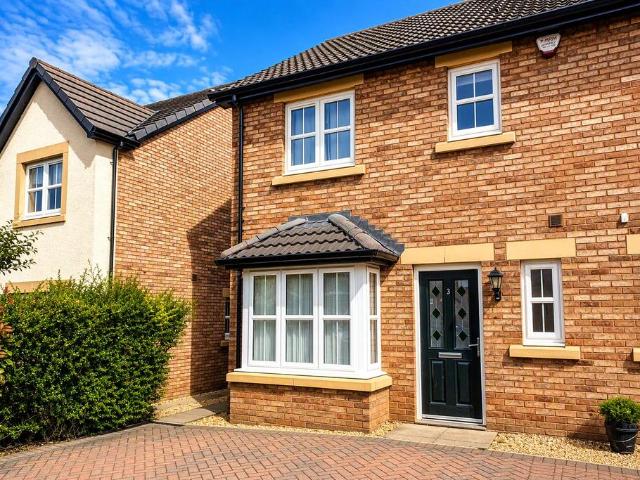 3 bedroom semi detached house to rent