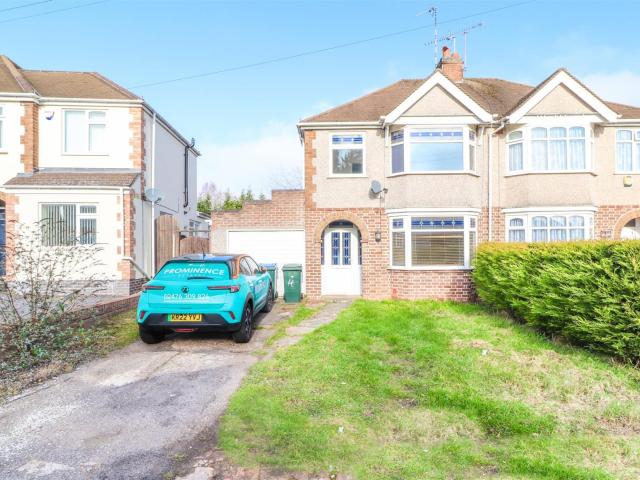 3 bedroom Semi detached house to rent