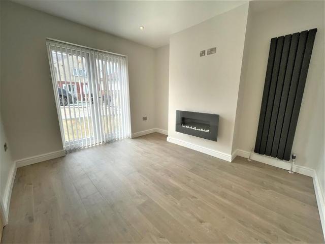3 bedroom semi detached house to rent
