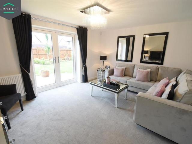 3 bedroom semi detached house to rent