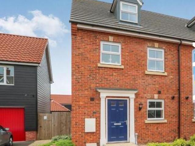 3 bedroom semi detached house to rent
