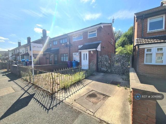 3 bedroom semi detached house to rent
