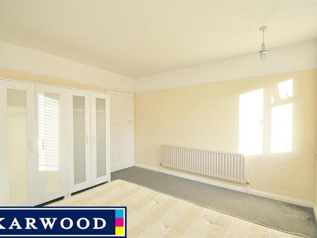 3 bedroom semi detached house to rent