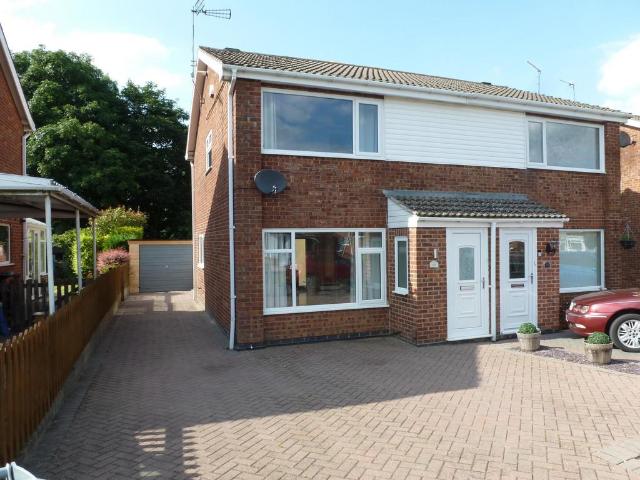 3 bedroom semi detached house to rent