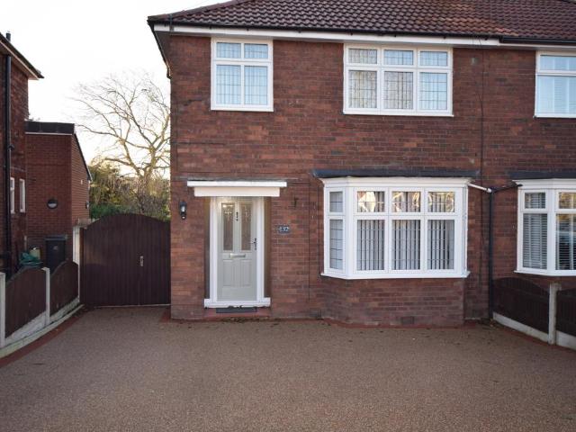 3 bedroom semi detached house to rent