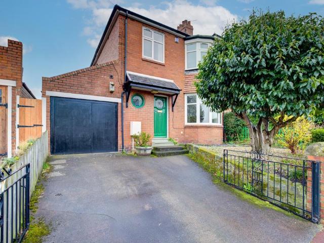 3 bedroom semi detached house to rent