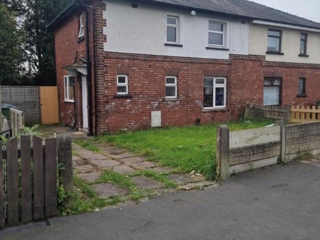 3 bedroom semi detached house to rent