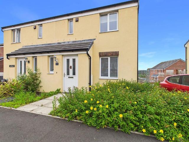 3 bedroom semi detached house to rent