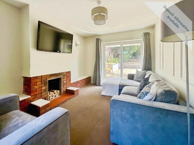 3 bedroom semi detached house to rent