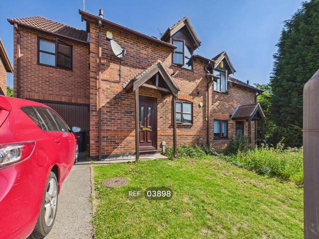 3 bedroom semi detached house to rent