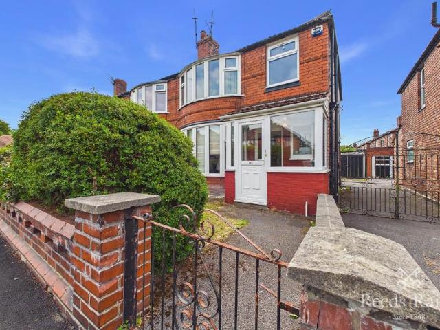 3 bedroom semi detached house to rent