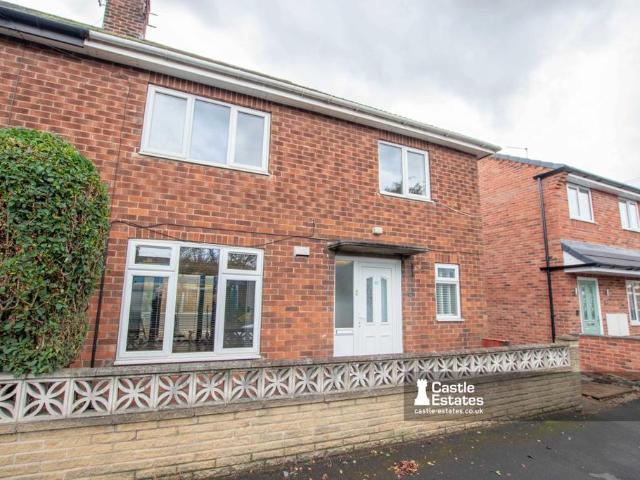 3 bedroom semi detached house to rent