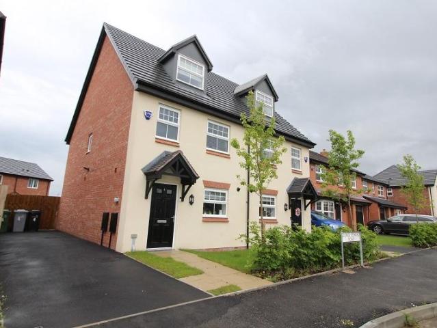 3 bedroom semi detached house to rent